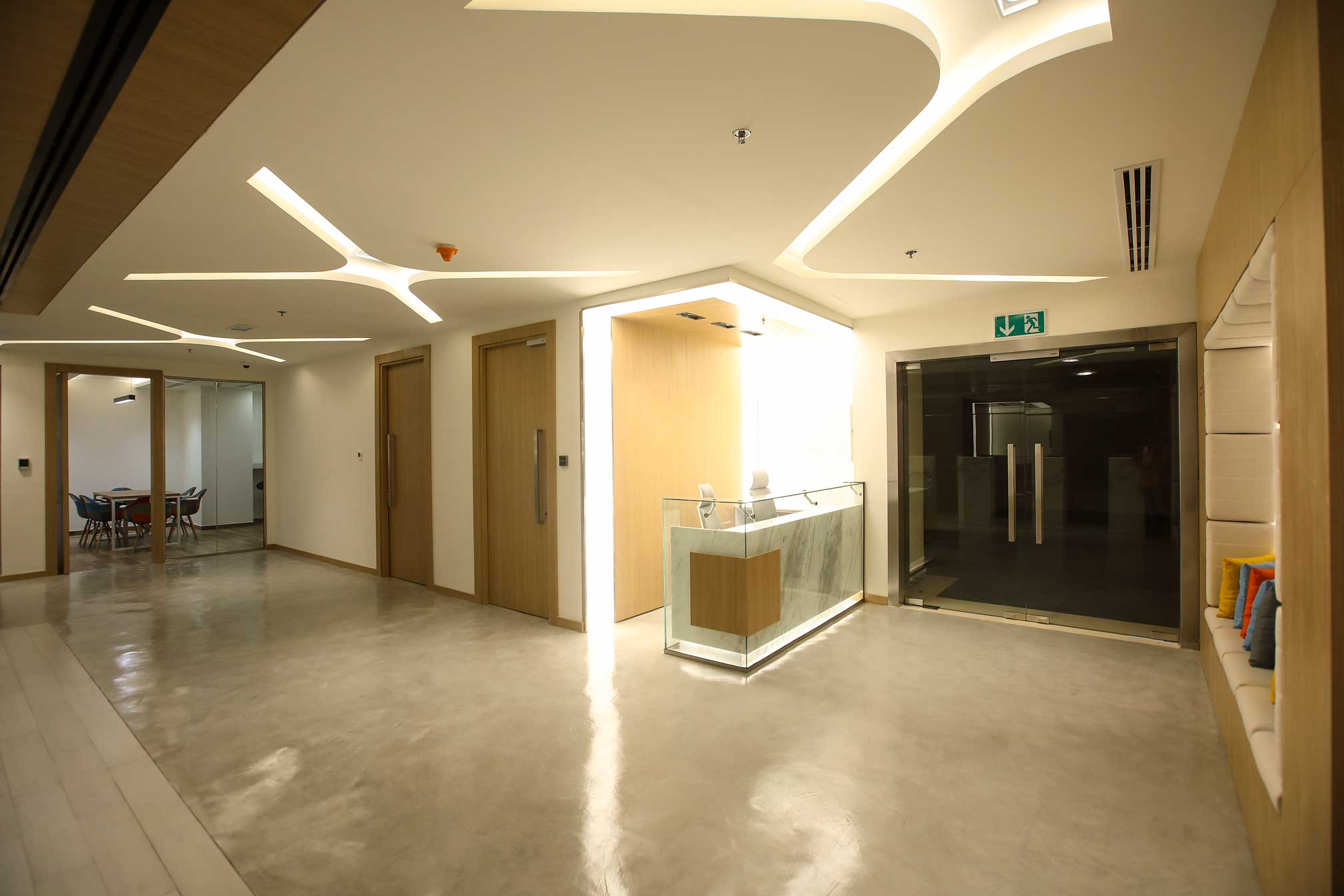 DIFC AL BADDAD OFFICES – Pluto FitOuts